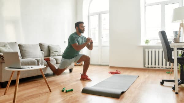 15 Hack Squat Alternatives to Blast Quads Without a Hack Squat Machine